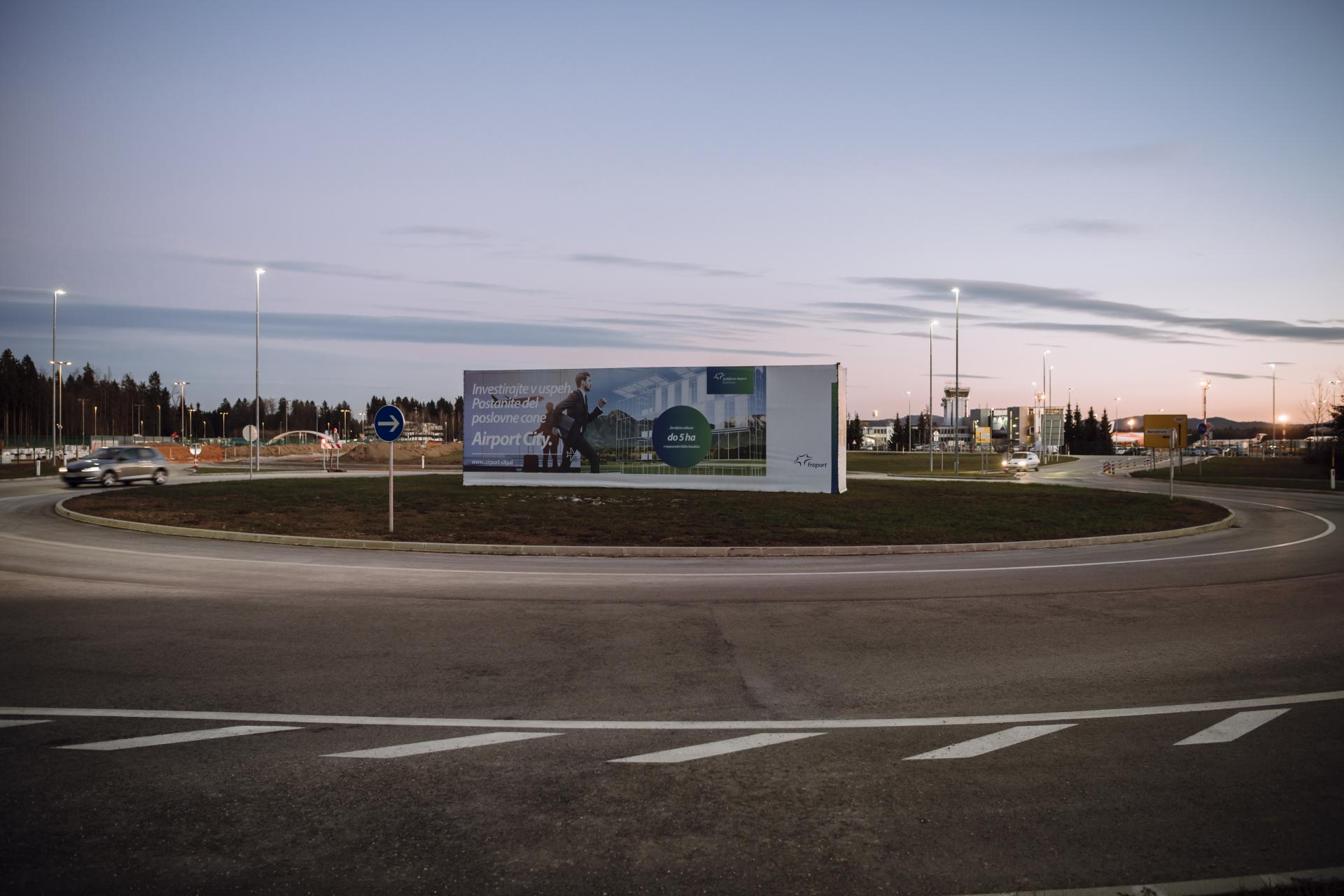 Kaj je sprožilo eksplozijo naložb na Brniku