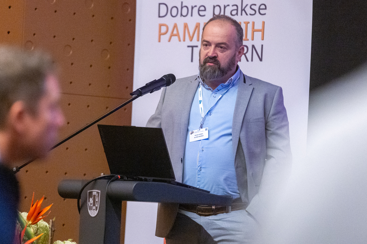 (fotoreportaža) Yaskawina tovarna robotov v Kočevju sproti optimizira ...