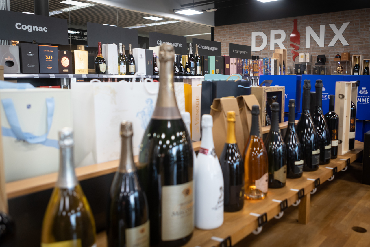 Drinx v Slovenijo pripeljal vina iz svetovnih regij, ki jih prej ni ...