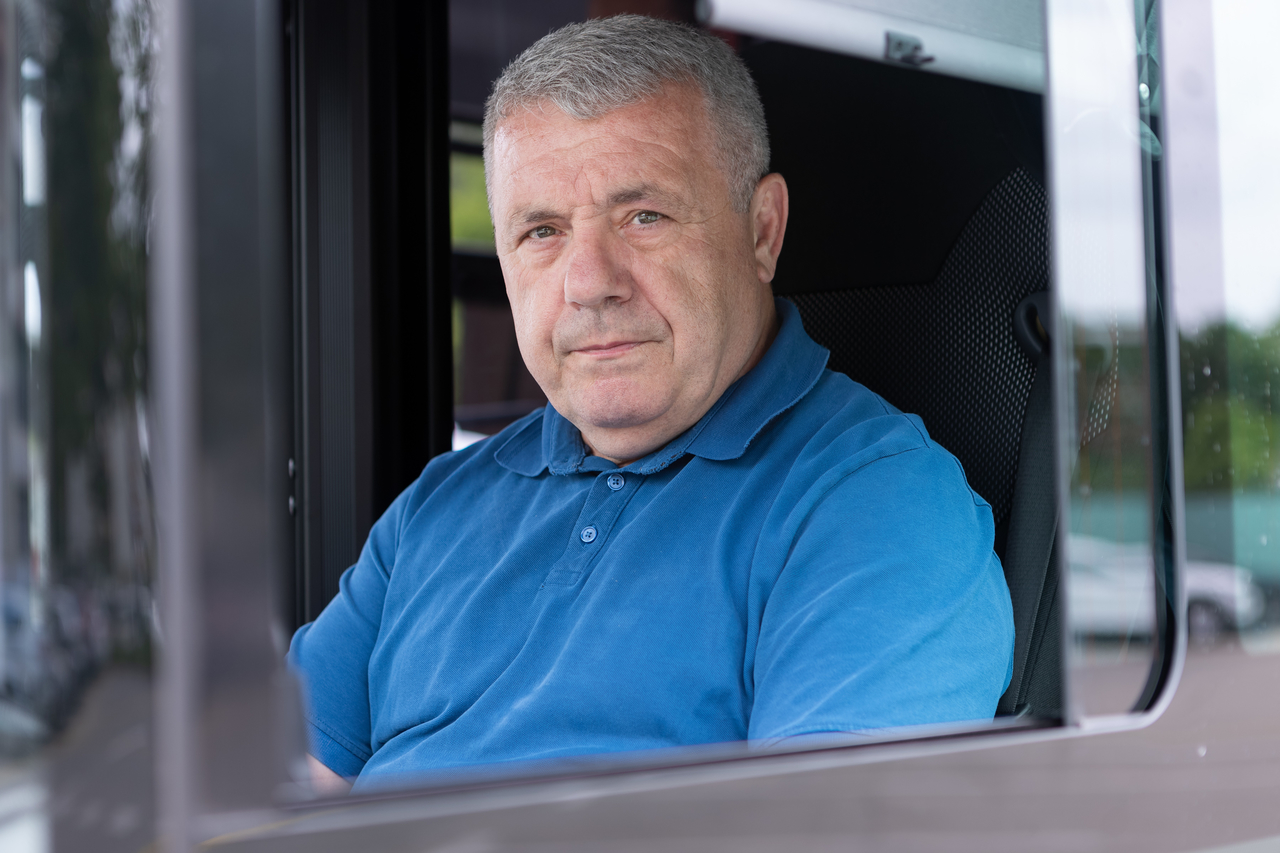 V vozni park LPP je za kratek čas zapeljal električni mestni avtobus