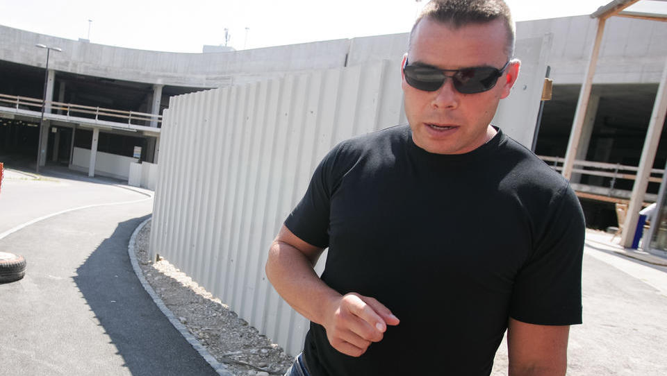 Kako sta Rok Furlan in Aleš Alojzij Rus prek Oriona uvažala avtomobile