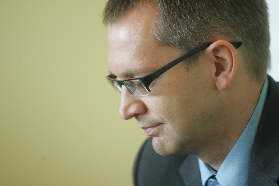 Delničarji NLB potrdili izplačilo dividende v dveh obrokih, državi ni ...