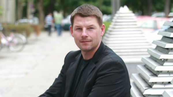 Žiga Bruno Kotnik naj bi danes (spet) odletel