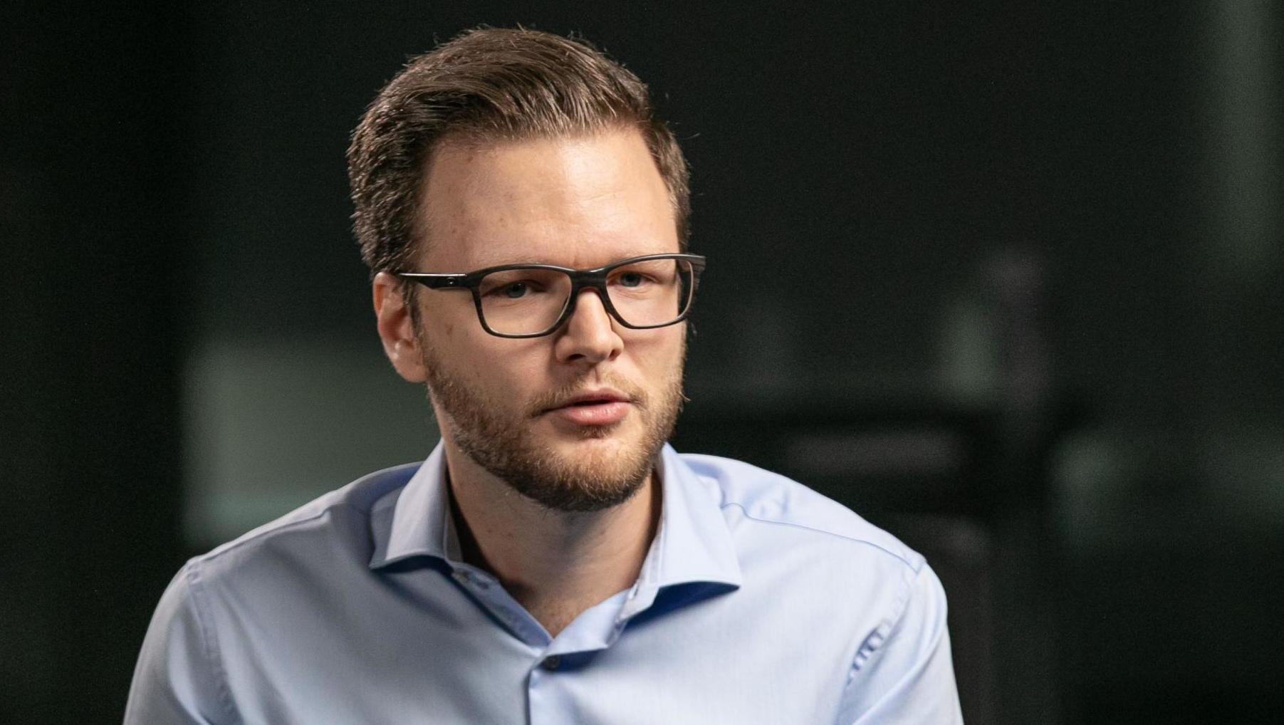 Kaj Počne Analitik Varnostnoobveščevalnih Podatkov