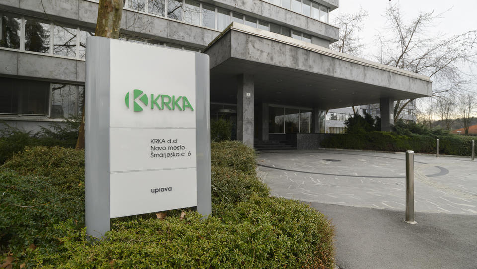 Od kod pol milijarde evrov na računih Krke?