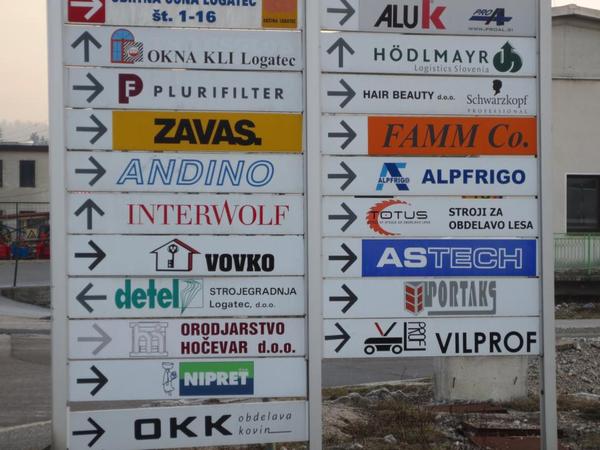 Logatec: en kraj, dve industrijski coni