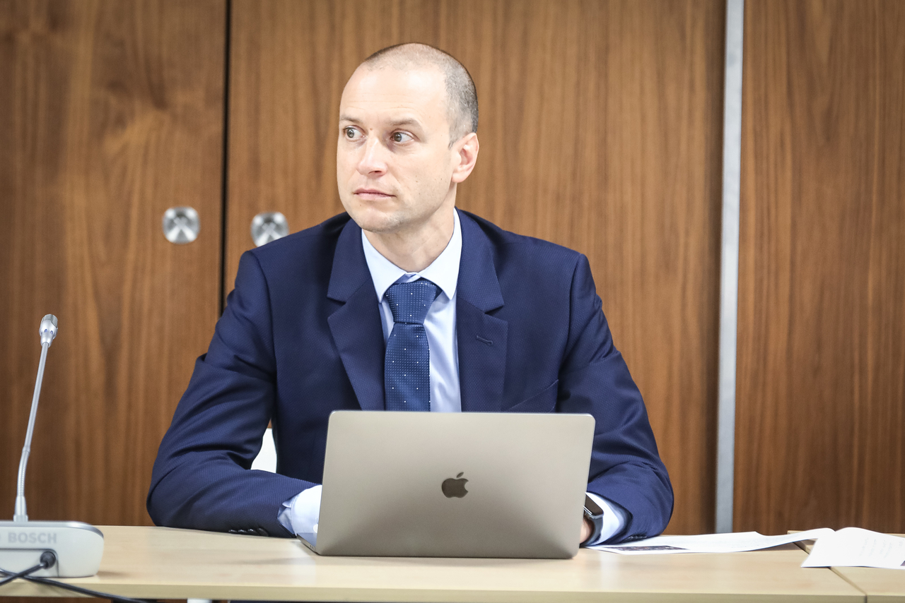 Razkrite bilance 2021: kako so lani poslovale družbe Matjaža Hana in ...