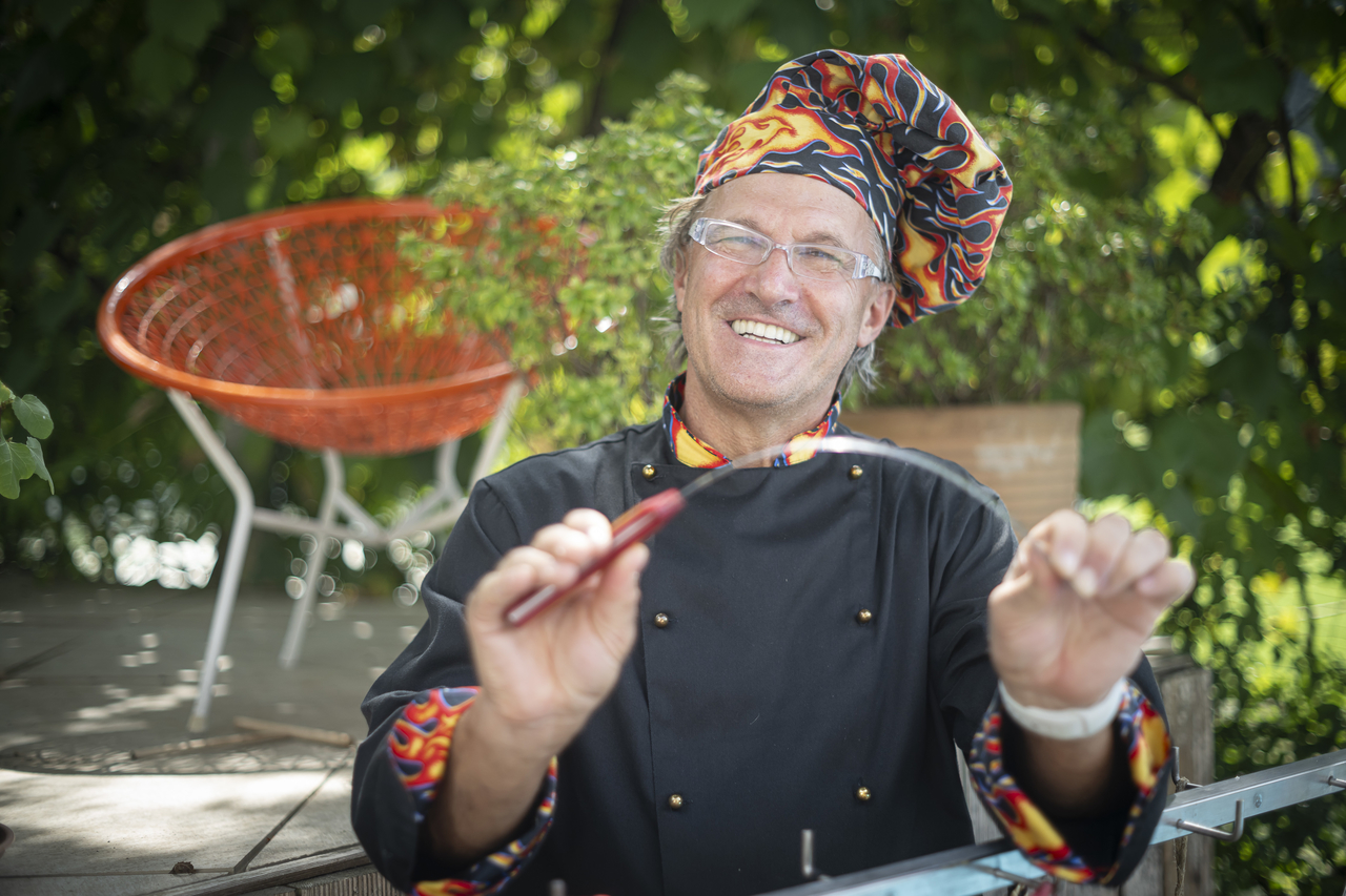 Poznavalec pršuta Zoran Memon: Ni vsak iberski pršut tudi pata negra