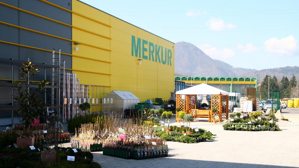 Neuradno: Merkur Trgovina je Alfijeva, kmalu še Merkur Nepremičnine ...