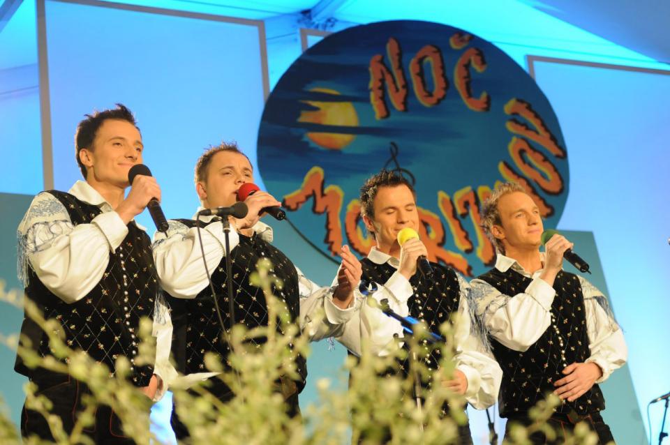 Ansambel Modrijani je gazela med glasbeniki