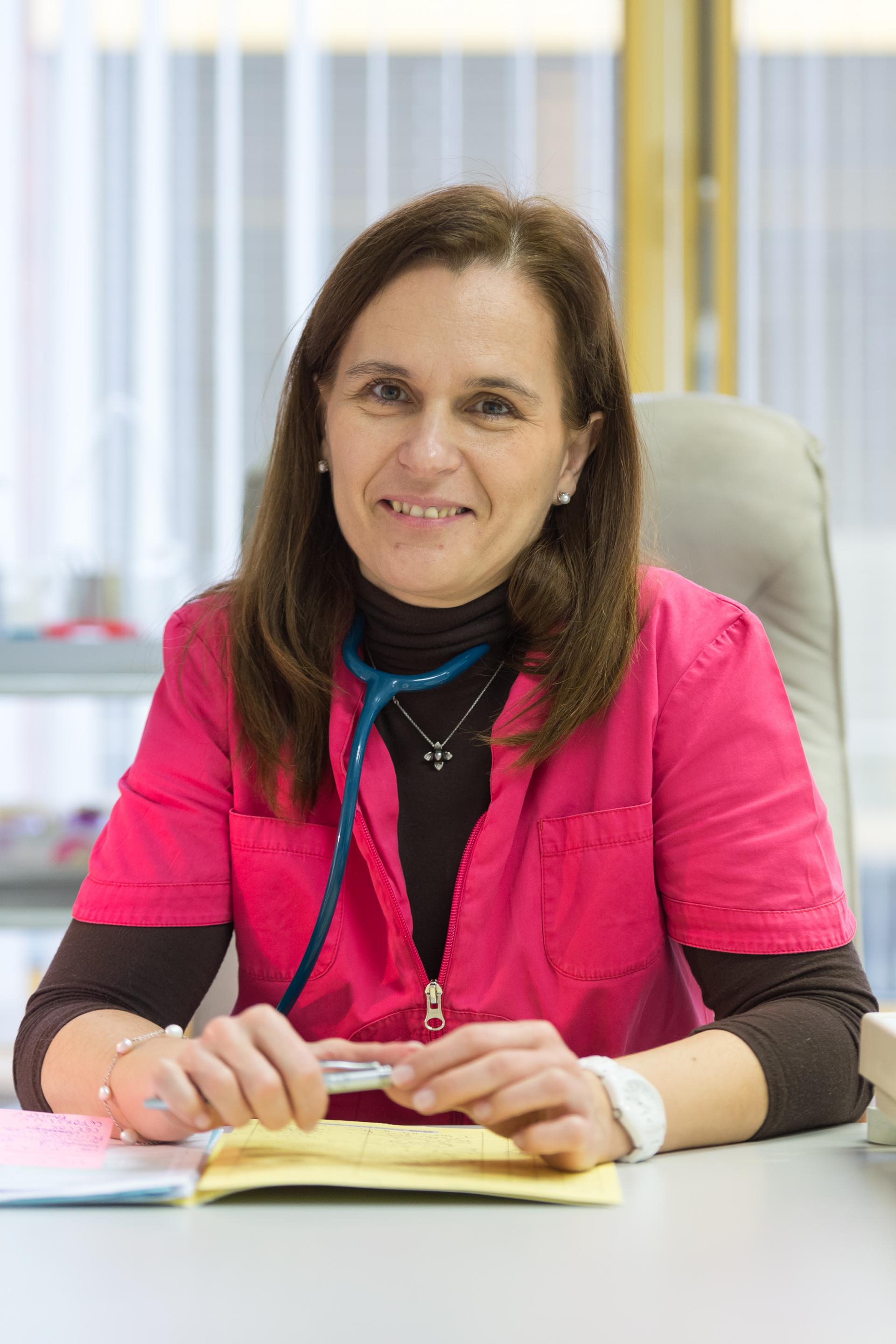 Manjši ko je otrok, težji je ponavadi potek bolezni