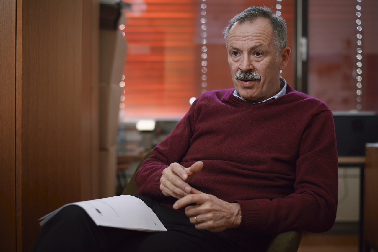(intervju) Mojmir Mrak, ekonomist: V 2023 ne zrem pretirano zaskrbljeno