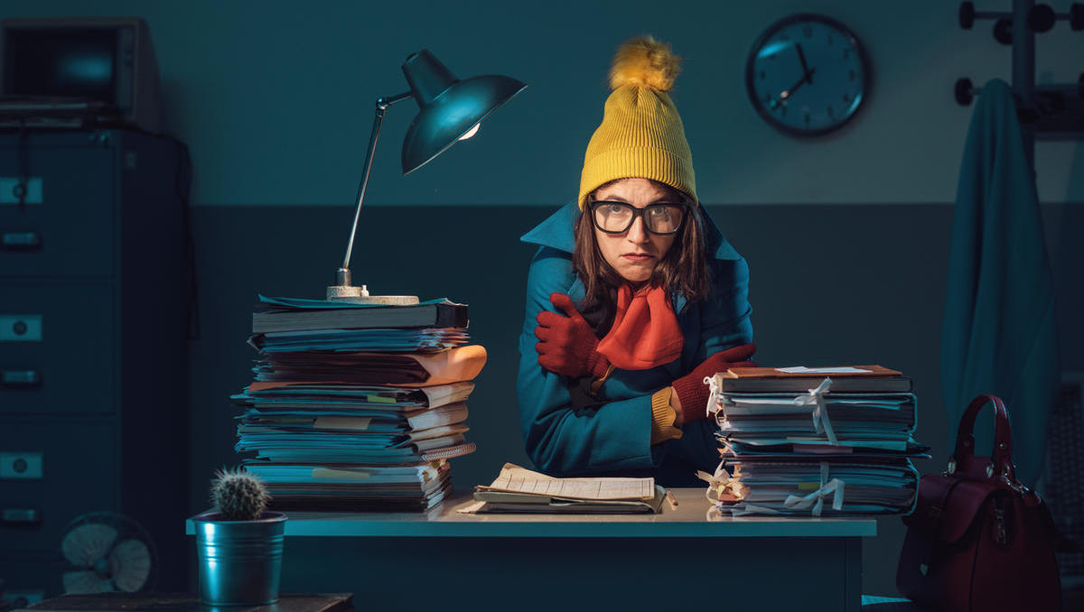 Vas bo letos zeblo v službi in v stanovanjih?