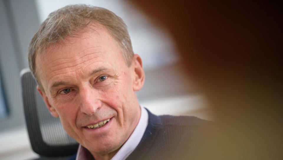 Managerski izziv 2015: Zakaj Janez Novak?