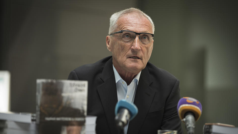 Edvard Oven je napisal knjigo – o stanovanjskem skladu, Drnovšku, Golobiču, obračunih v LDS