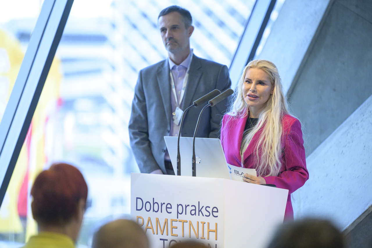 (fotoreportaža) Dobre prakse pametnih tovarn tudi v Helli Saturnusu ...