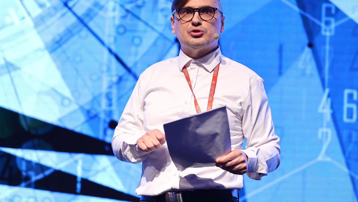 "Zahod mora nehati podpirati Vučića"