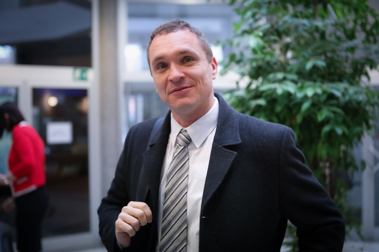 Rad bi postal nadzornik v podjetju. A kako in ali si to res želim?