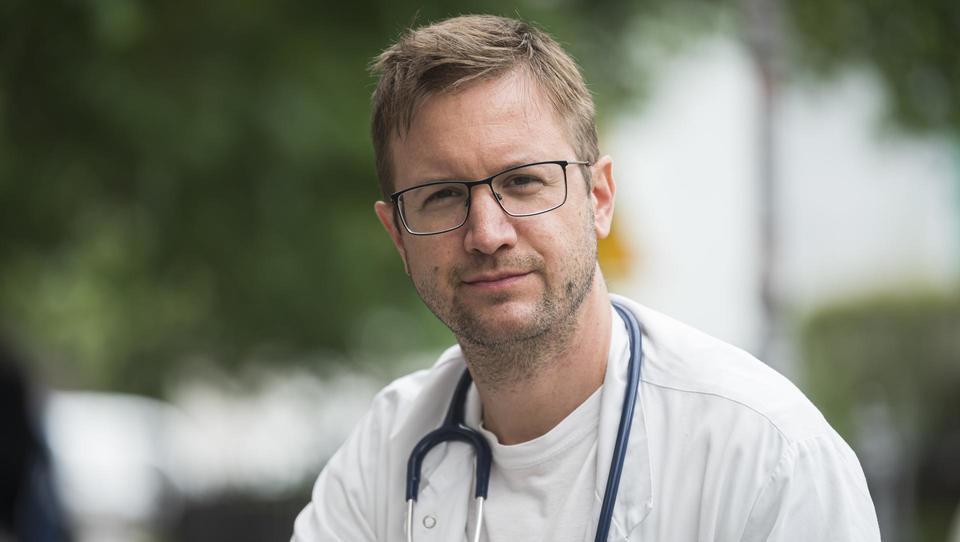 Delitev le na centralno in periferno vrtoglavico ni dovolj