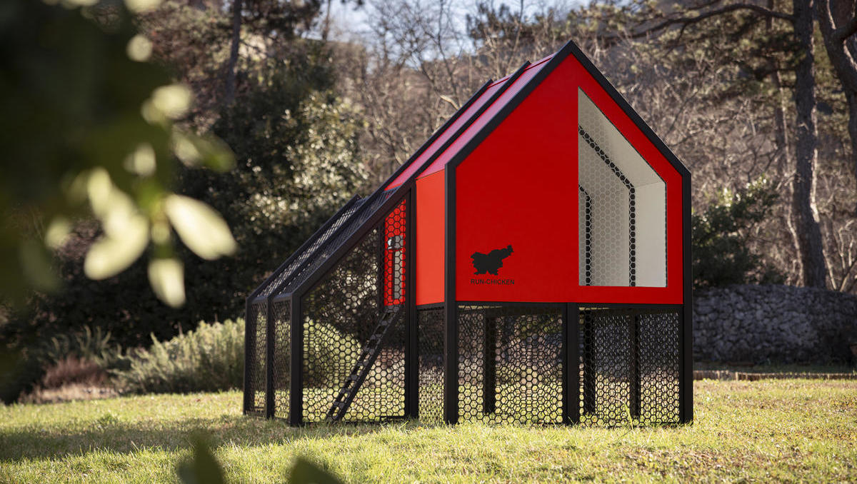 Z avtomatiziranim kokošnjakom run chicken villa zapuščajo Amazon