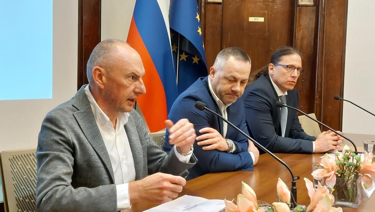 UKCL obljublja akcijski načrt za manj zlorab pri nabavah