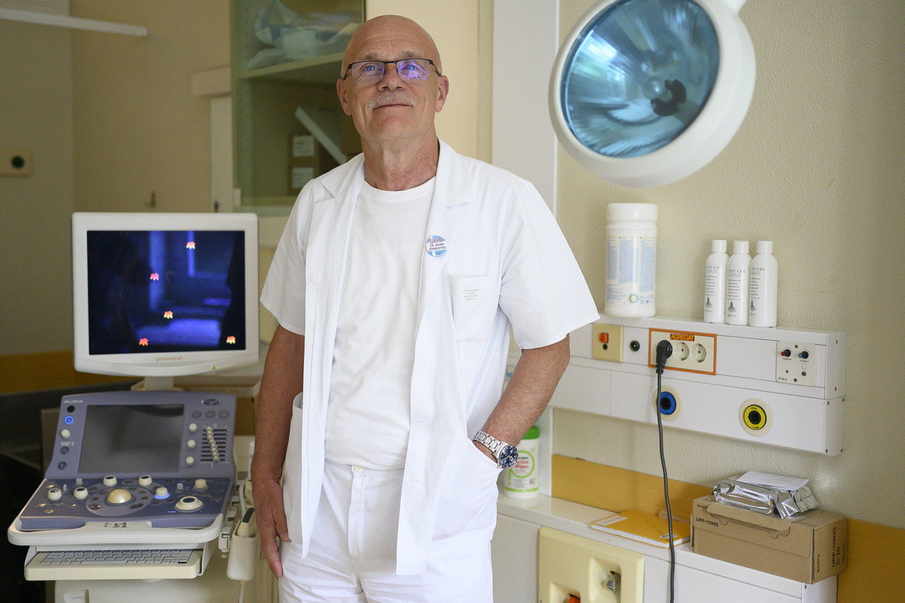 Moj nefrolog Silvan Saksida, dr. med., spec. interne medicine in nefrologije: Na specialističnem ...