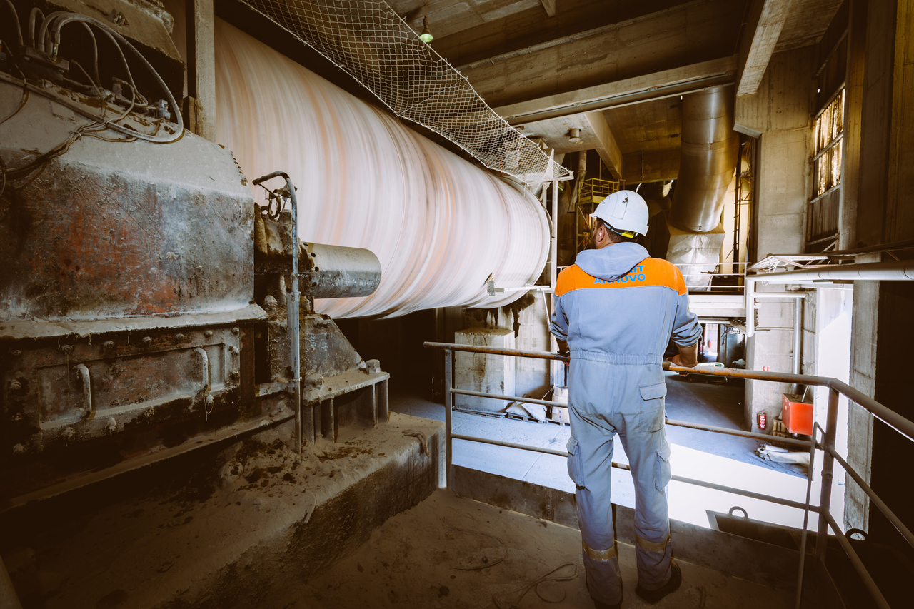 Reportaža: Kako v Salonitu Anhovo vsak dan izdelajo tri tisoč ton cementa