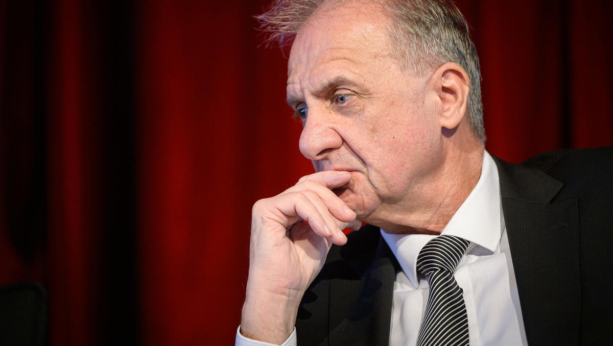 Ivan Simič: Vlada je obljubljala nova stanovanja, namesto tega pa hoče ...