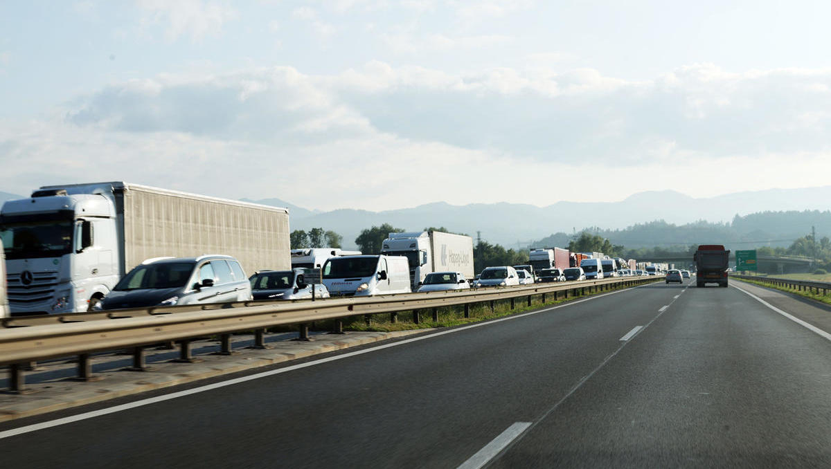 Kako dobiti nazaj denar za napačno kupljeno e-vinjeto