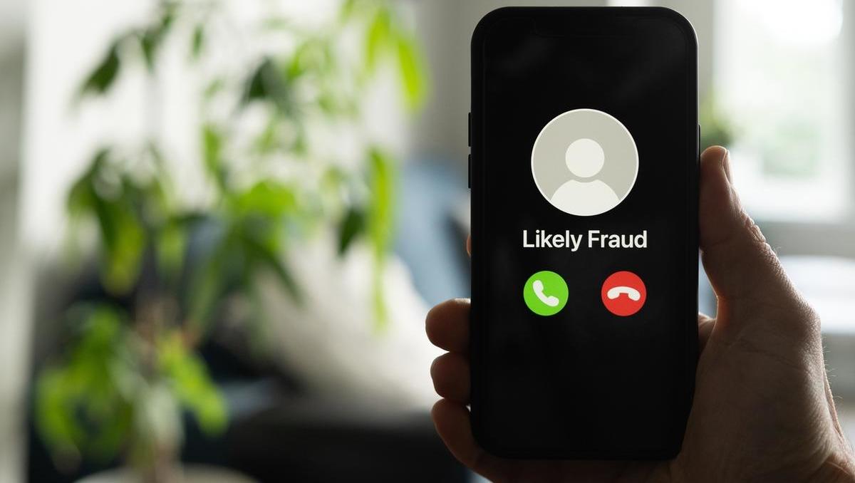 Lažni telefonski klici: kaj so »spoofane« številke in kako jih prepoznati