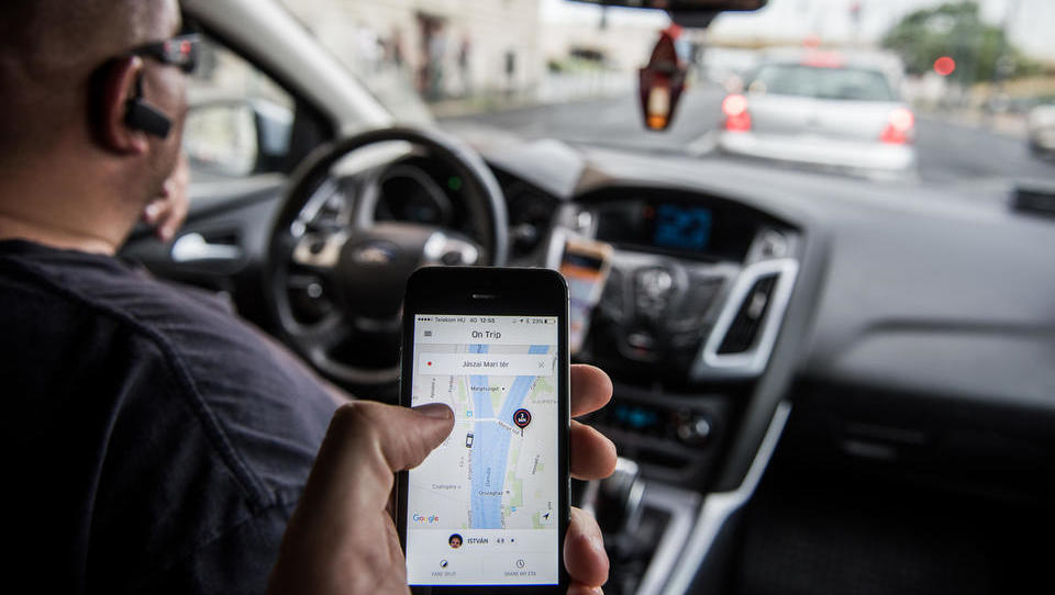 Uber v Sloveniji? Ne pred letom 2018!