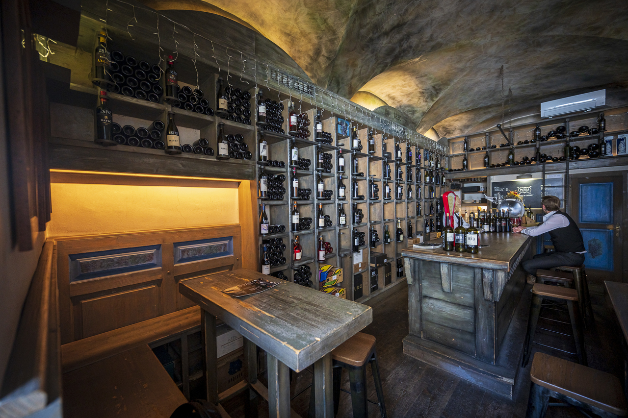 Vinski bari v Ljubljani rastejo kot gobe po dežju