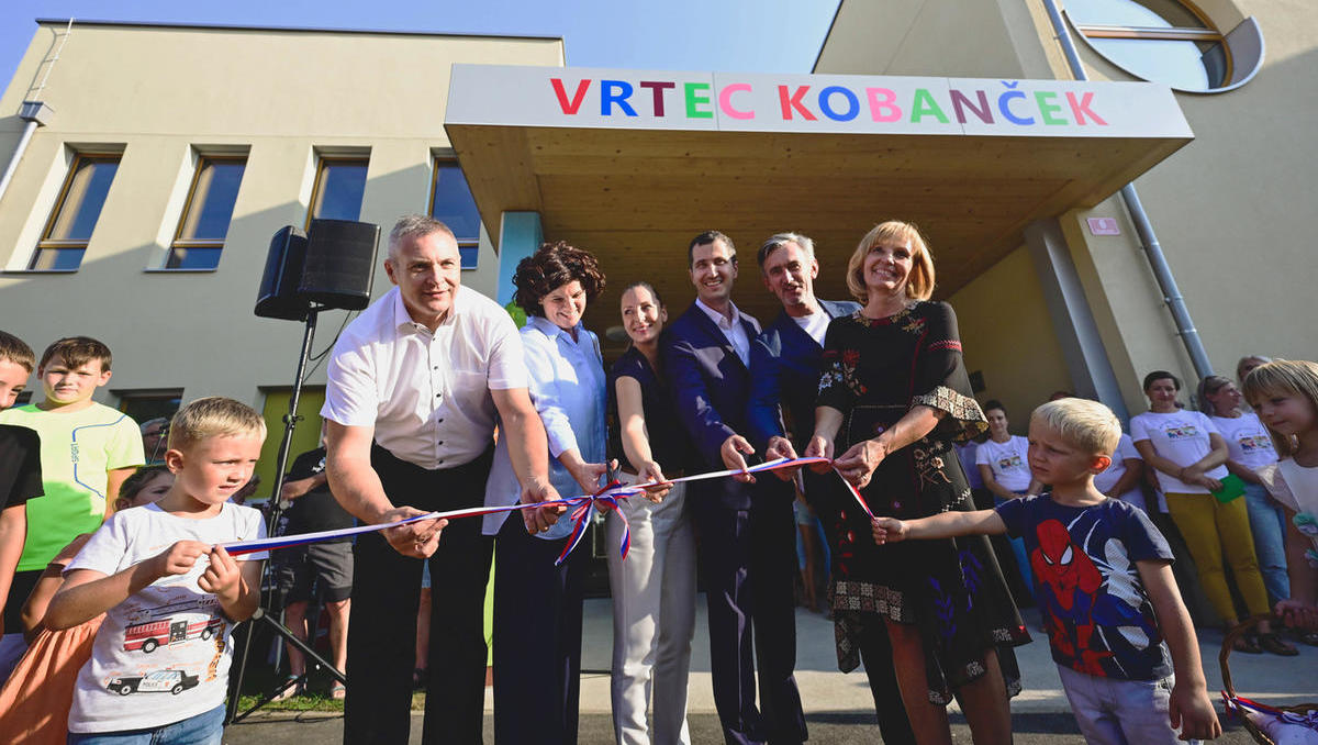 V Selnici ob Dravi odprli prvi vrtec, grajen iz slovenskega lesa