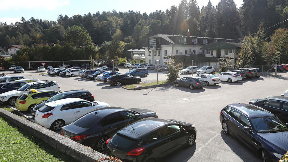 Kakšno stanovanjsko sosesko pod Rožnikom snujeta Kolektor in Iskra Impuls