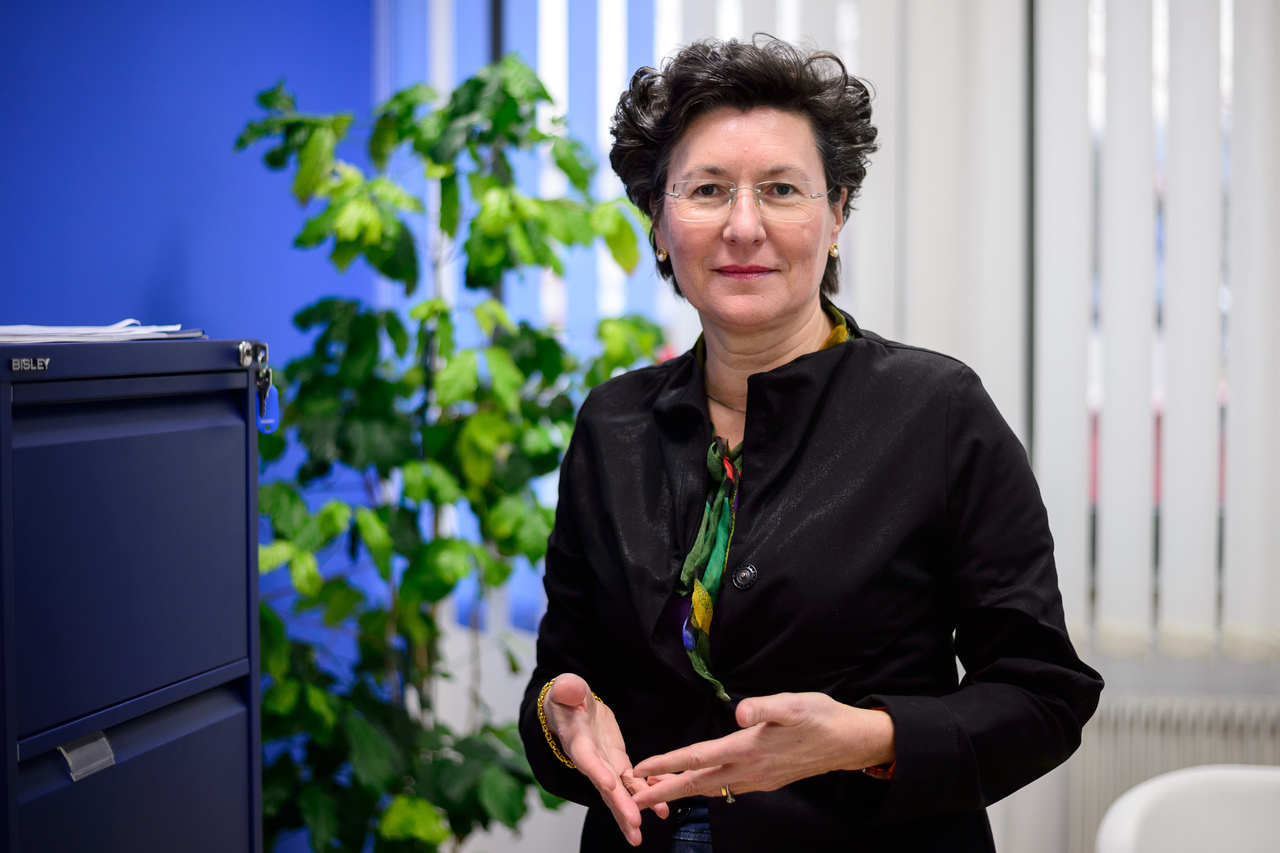 Sanacija poslovanja, korupcija, čakalne vrste – to čaka Janeza Poklukarja, novega direktorja UKC ...